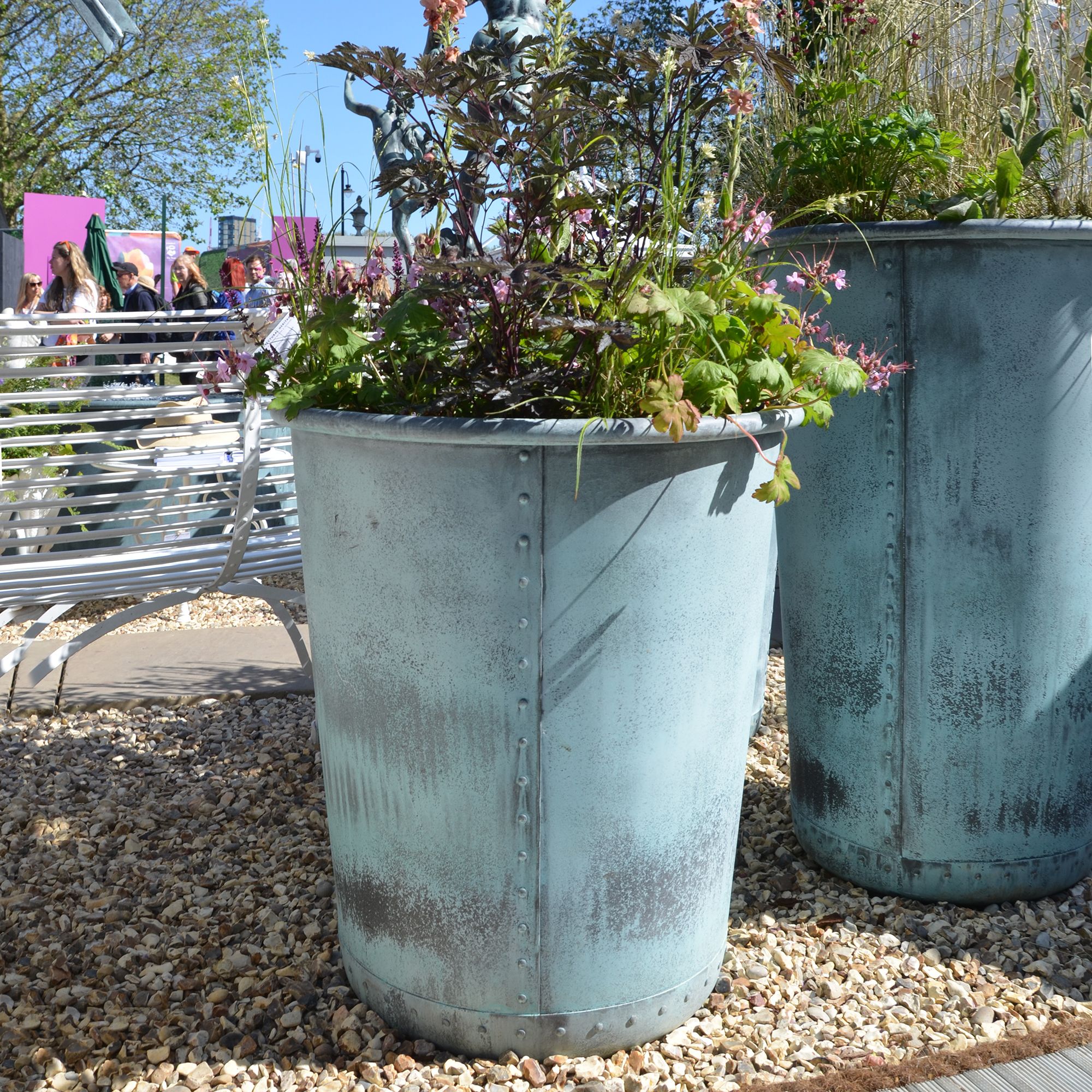 The Circular Terrace Copper Garden Planter Rolled Edge - Medium ...