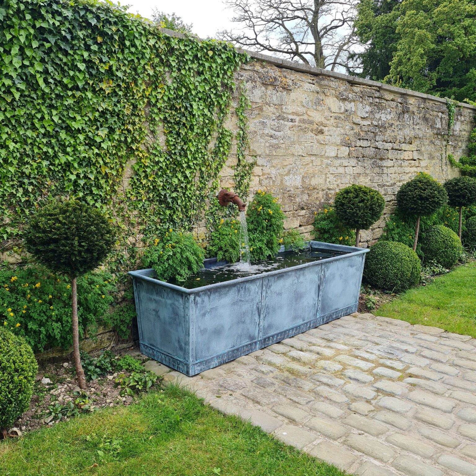 The Rectangular Copper Garden Water Container - Small | Heritage ...
