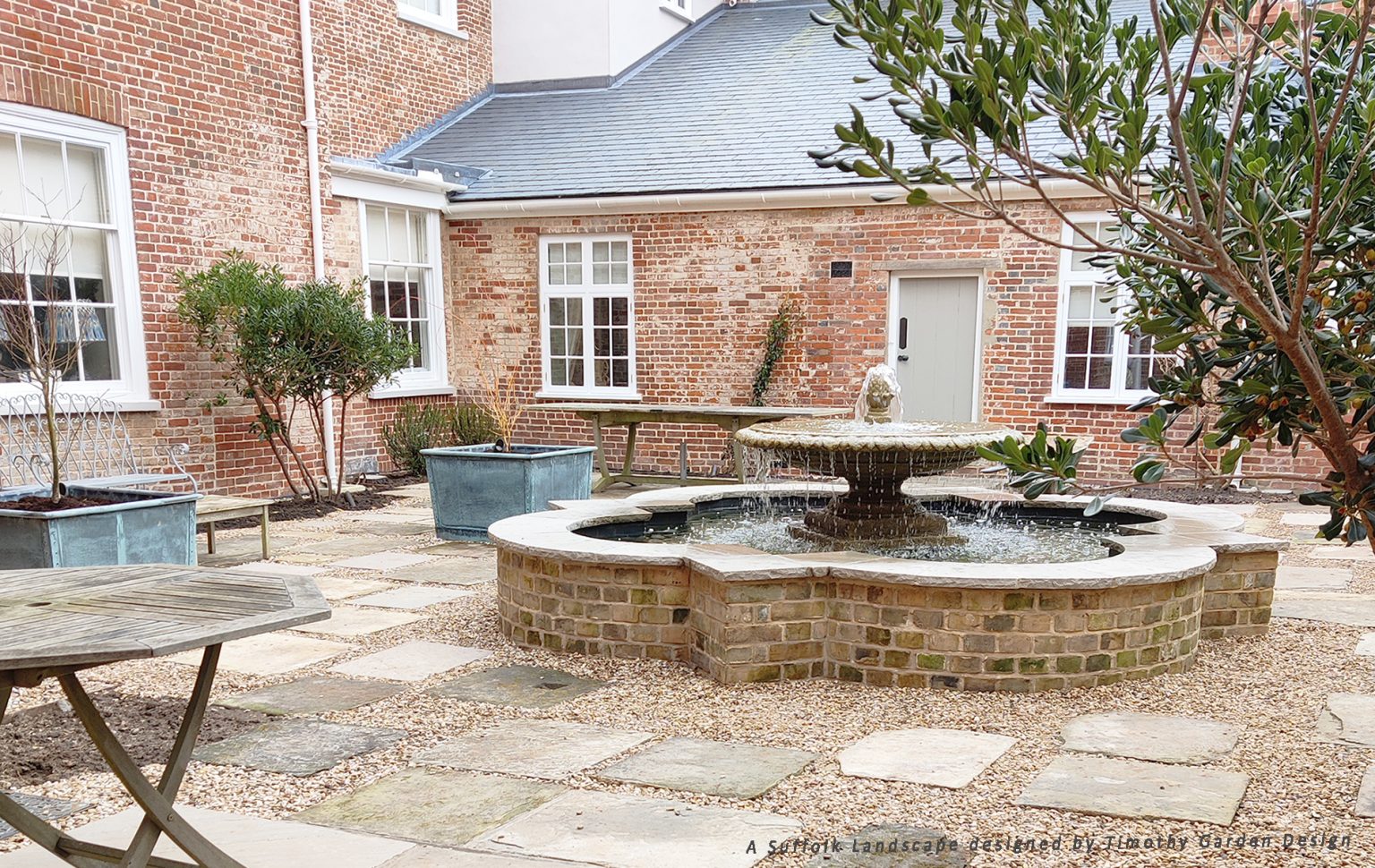 The Large Low Single Tier Fountain | Heritage Handmade Garden Collections