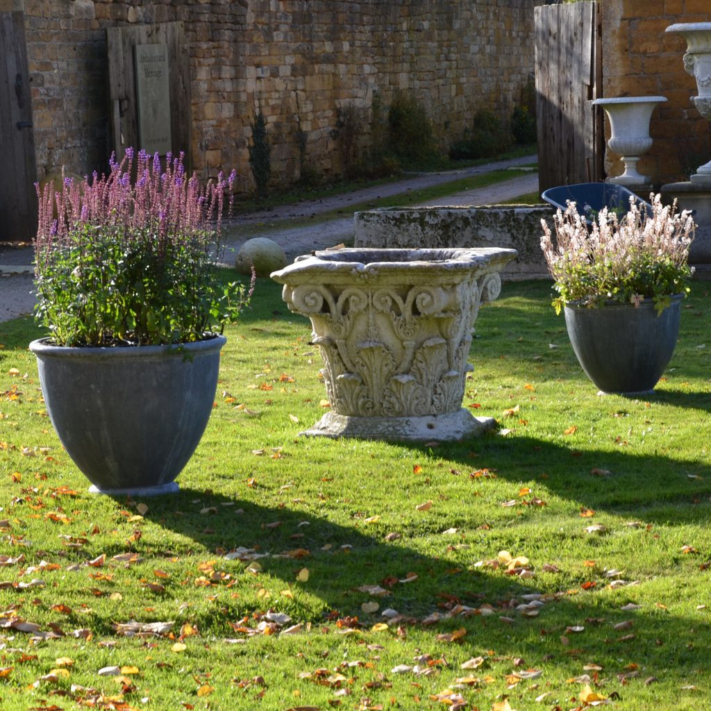 The Townhouse Lead Garden Planter - Medium | Heritage Handmade Garden ...